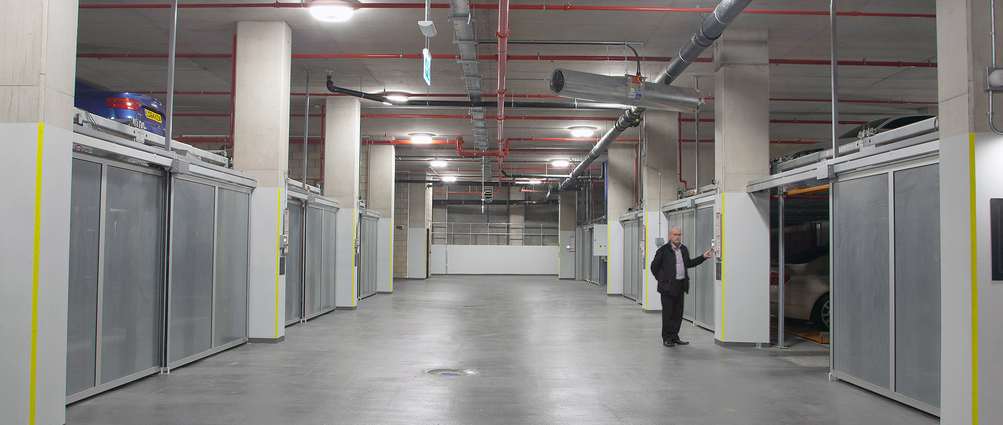 Semi-Automatic System project from London, UK | KLAUS Multiparking